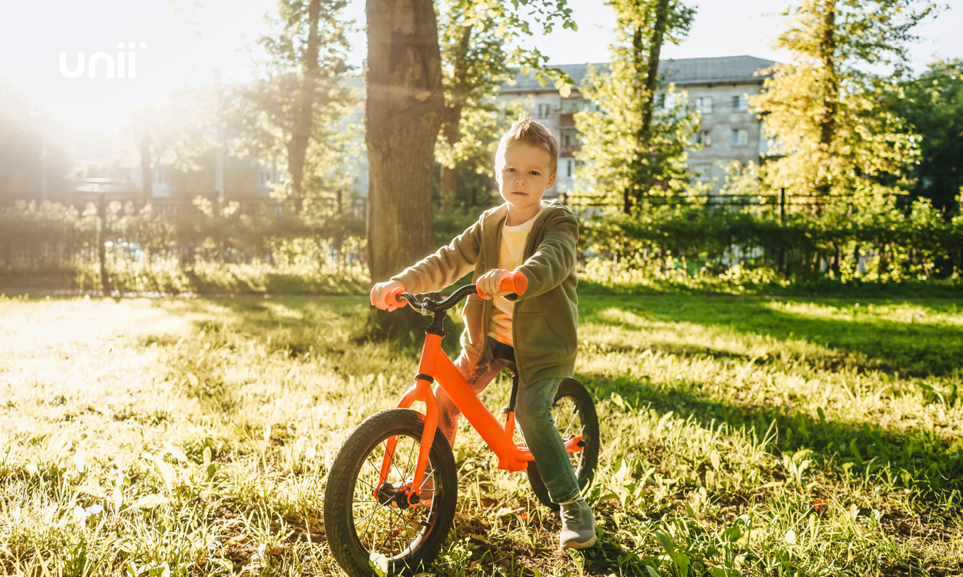 What do I bring with me when teaching my child to cycle?